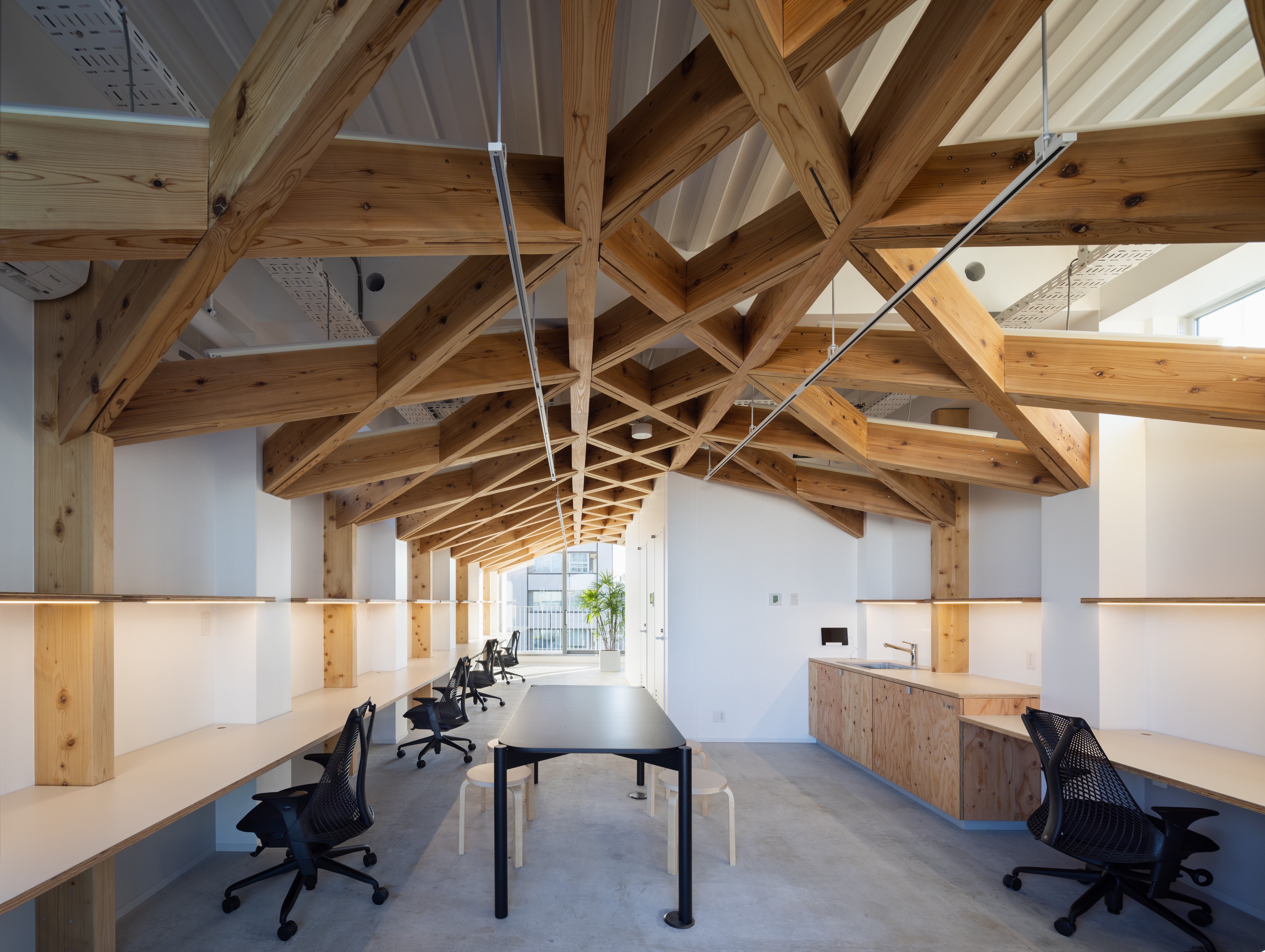 ウッドデザイン賞 受賞作品データベース | 鉄と木の積層オフィス-Sreed EBISU+t 2023年受賞 受賞