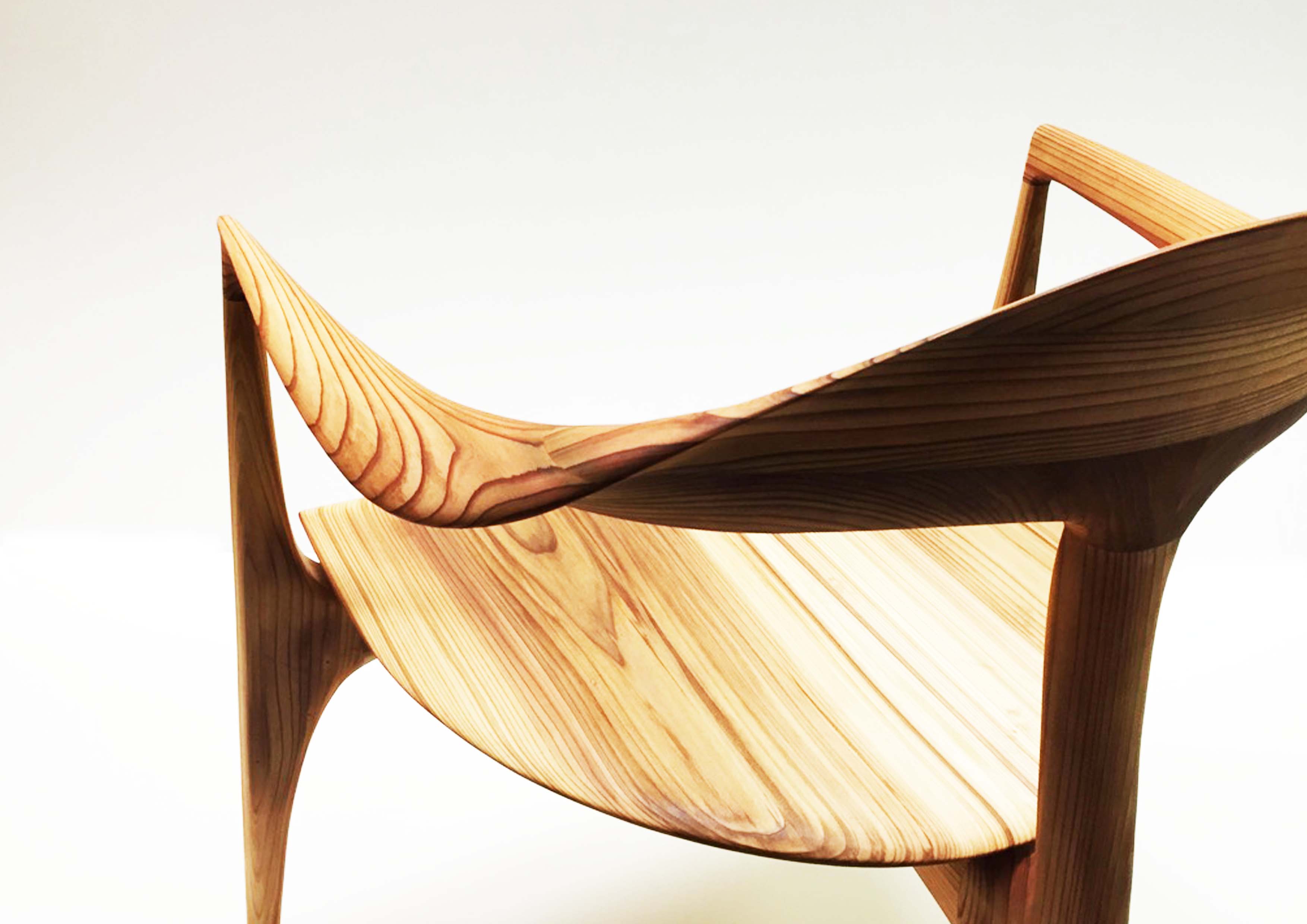ウッドデザイン賞 受賞作品データベース | 100年杉の cocoda chair 2015年受賞 受賞